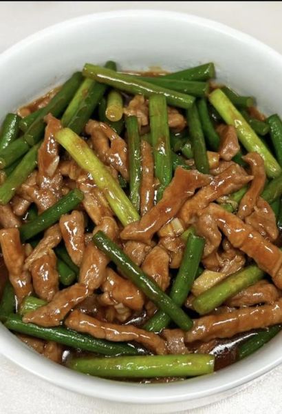 蒜台炒肉丝怎么炒才嫩_蒜台炒肉丝的家常做法-第1张图片-山城妙识 蒜台炒肉丝怎么炒才嫩_蒜台炒肉丝的家常做法-第1张图片-山城妙识
