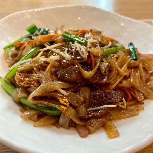 干炒牛河粉怎么做_正宗干炒牛河粉配方-第1张图片-山城妙识 干炒牛河粉怎么做_正宗干炒牛河粉配方-第1张图片-山城妙识
