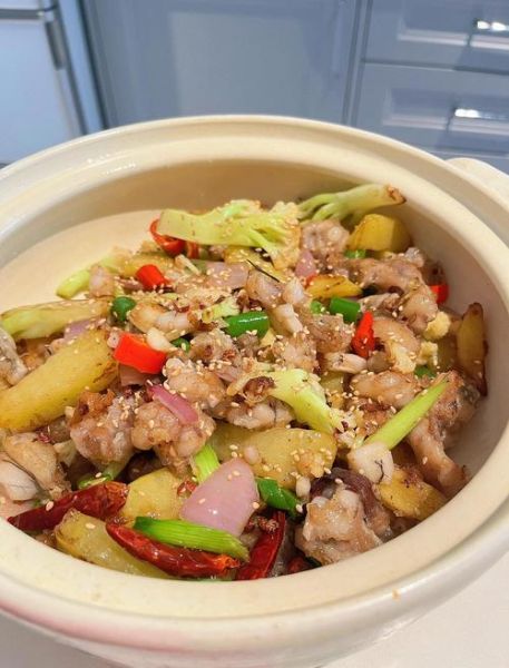 干锅田鸡怎么做好吃_干锅田鸡的做法步骤-第2张图片-山城妙识 干锅田鸡怎么做好吃_干锅田鸡的做法步骤-第2张图片-山城妙识