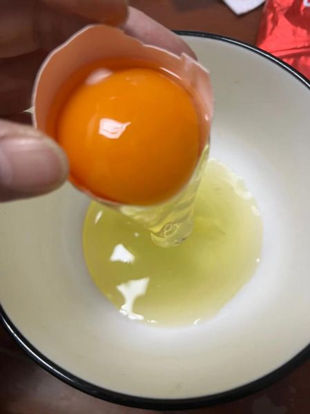 鸡子黄是什么中药_鸡子黄的功效与作用-第3张图片-山城妙识 鸡子黄是什么中药_鸡子黄的功效与作用-第3张图片-山城妙识