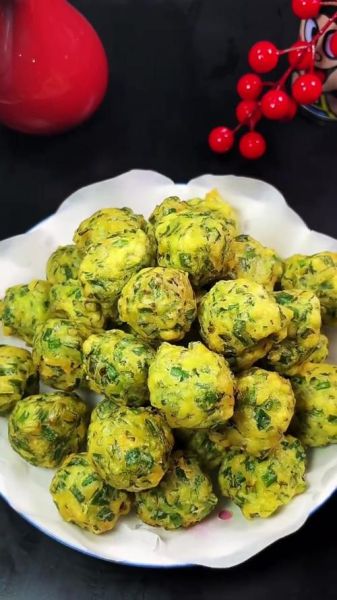 韭菜丸子怎么做_韭菜丸子做法视频-第2张图片-山城妙识