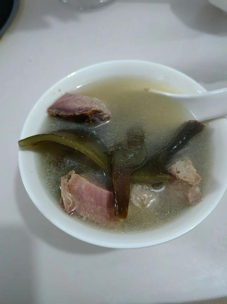 海带牛骨头汤怎么炖好喝_海带牛骨头汤的家常做法-第1张图片-山城妙识