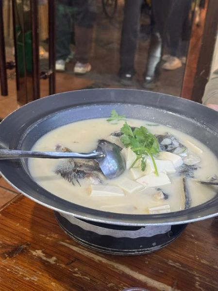 鱼头萝卜汤怎么做_鱼头萝卜汤去腥技巧-第2张图片-山城妙识