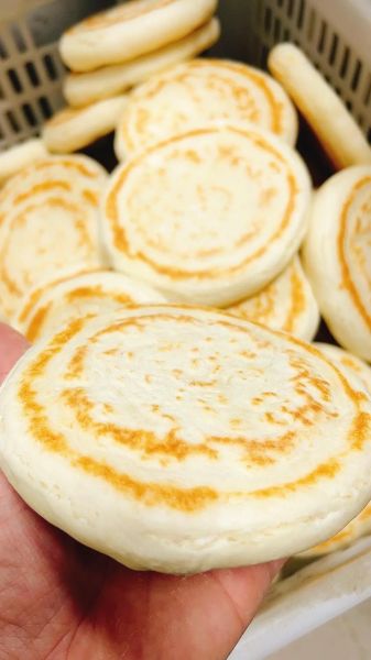 肉夹馍的饼子怎么做_白吉馍做法步骤-第3张图片-山城妙识 肉夹馍的饼子怎么做_白吉馍做法步骤-第3张图片-山城妙识