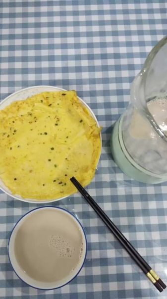 鸡蛋摊饼面糊比例是多少_水多了怎么办-第2张图片-山城妙识 鸡蛋摊饼面糊比例是多少_水多了怎么办-第2张图片-山城妙识
