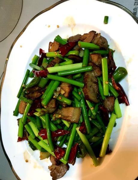 买的熏肉怎么做好吃_熏肉的家常做法-第2张图片-山城妙识 买的熏肉怎么做好吃_熏肉的家常做法-第2张图片-山城妙识