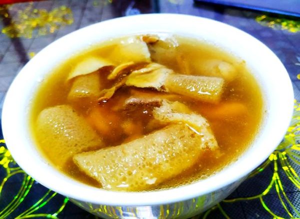 竹荪排骨汤怎么炖好喝_竹荪排骨汤的做法窍门-第1张图片-山城妙识 竹荪排骨汤怎么炖好喝_竹荪排骨汤的做法窍门-第1张图片-山城妙识