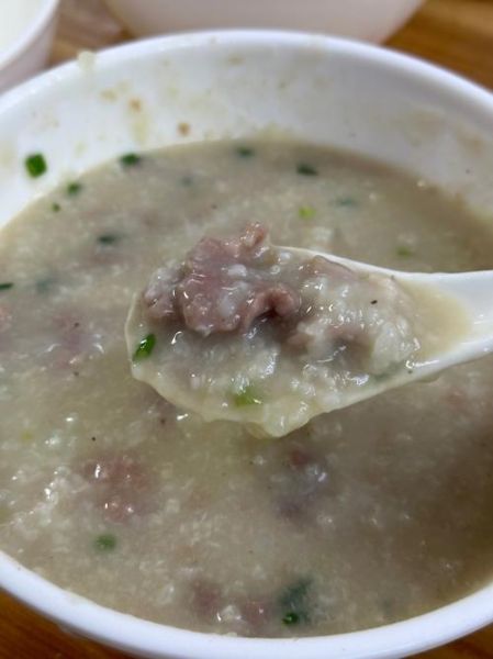 牛肉粥养胃吗_牛肉粥的功效与作用-第2张图片-山城妙识 牛肉粥养胃吗_牛肉粥的功效与作用-第2张图片-山城妙识