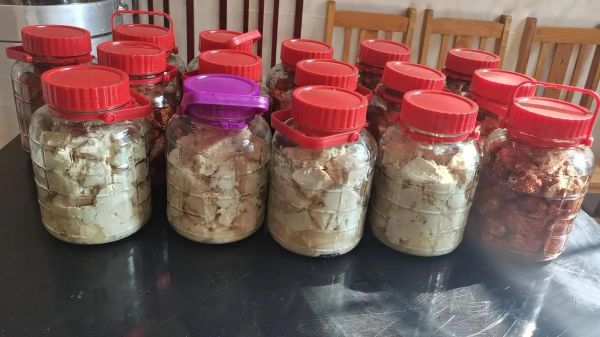 臭豆腐乳怎么做_家庭自制臭豆腐乳详细步骤-第2张图片-山城妙识 臭豆腐乳怎么做_家庭自制臭豆腐乳详细步骤-第2张图片-山城妙识