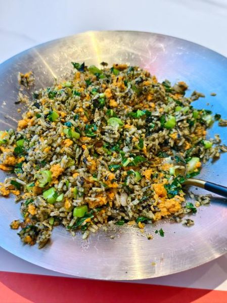 海胆炒饭怎么做_海胆炒饭用新鲜还是冷冻-第1张图片-山城妙识 海胆炒饭怎么做_海胆炒饭用新鲜还是冷冻-第1张图片-山城妙识