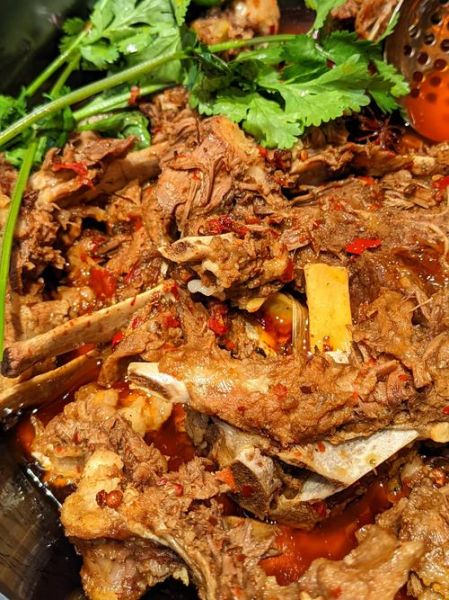 羊排火锅怎么做才好吃_家常羊排火锅底料配方-第1张图片-山城妙识 羊排火锅怎么做才好吃_家常羊排火锅底料配方-第1张图片-山城妙识