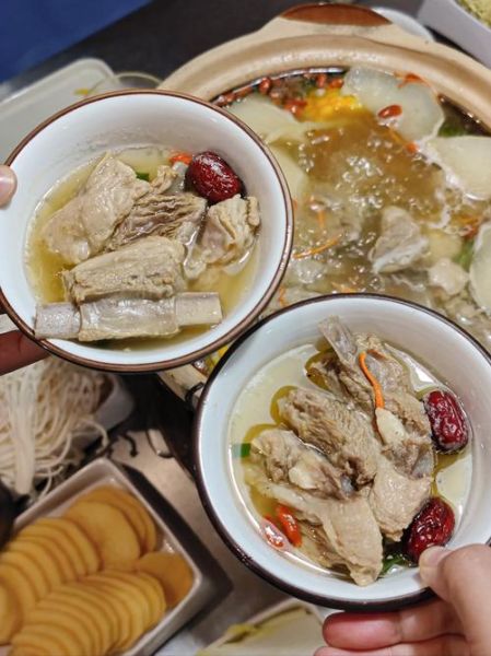 羊排火锅怎么做才好吃_家常羊排火锅底料配方-第2张图片-山城妙识 羊排火锅怎么做才好吃_家常羊排火锅底料配方-第2张图片-山城妙识