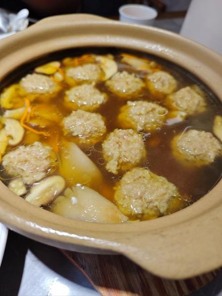 油炸肉丸子做汤怎么做_炸丸子汤的家常做法-第1张图片-山城妙识 油炸肉丸子做汤怎么做_炸丸子汤的家常做法-第1张图片-山城妙识