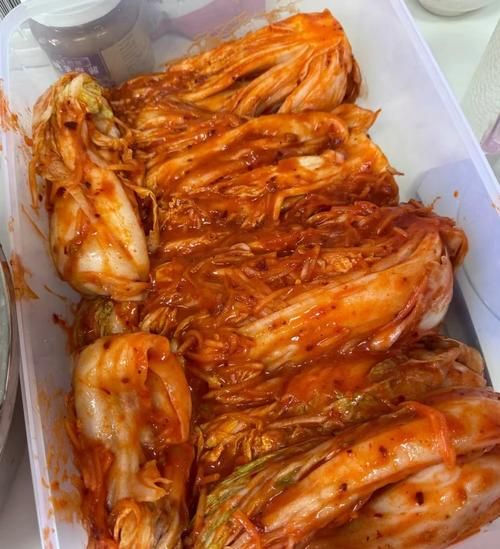 韩国人怎么吃泡菜_泡菜搭配什么最正宗-第3张图片-山城妙识
