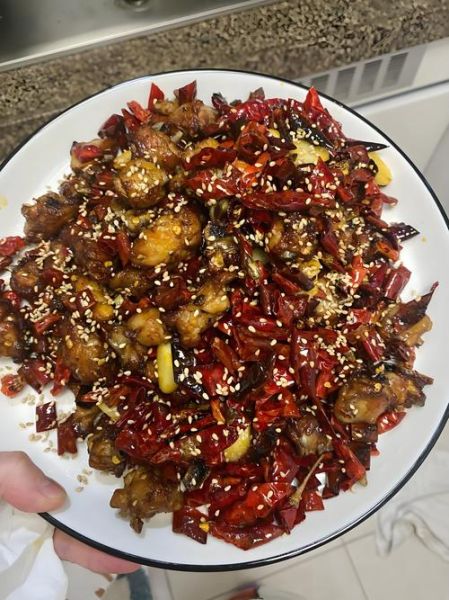 辣子鸡怎么烧_辣子鸡的家常做法-第1张图片-山城妙识 辣子鸡怎么烧_辣子鸡的家常做法-第1张图片-山城妙识