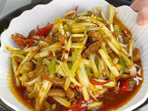 韭黄炒肉丝热量是多少_减肥能吃吗-第3张图片-山城妙识 韭黄炒肉丝热量是多少_减肥能吃吗-第3张图片-山城妙识
