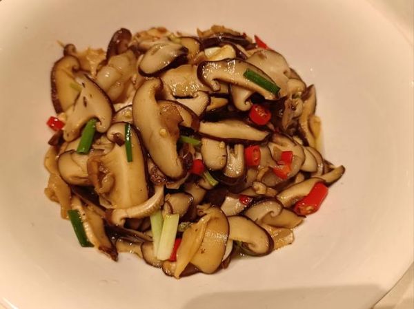 香菇怎么做好吃_香菇菜谱大全做法图片-第1张图片-山城妙识 香菇怎么做好吃_香菇菜谱大全做法图片-第1张图片-山城妙识