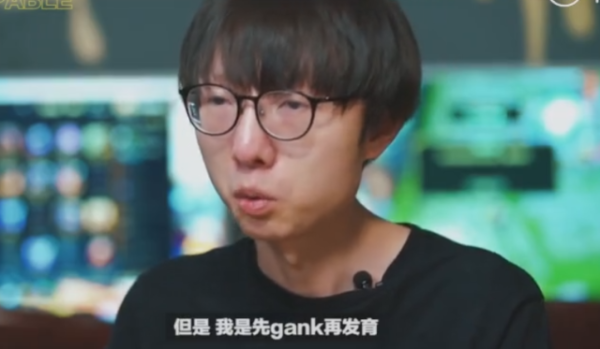 麻辣香锅是哪个战队的_麻辣香锅退役了吗-第1张图片-山城妙识 麻辣香锅是哪个战队的_麻辣香锅退役了吗-第1张图片-山城妙识