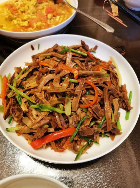 笋干炒肉怎么炒才嫩_笋干炒肉要不要焯水-第3张图片-山城妙识 笋干炒肉怎么炒才嫩_笋干炒肉要不要焯水-第3张图片-山城妙识