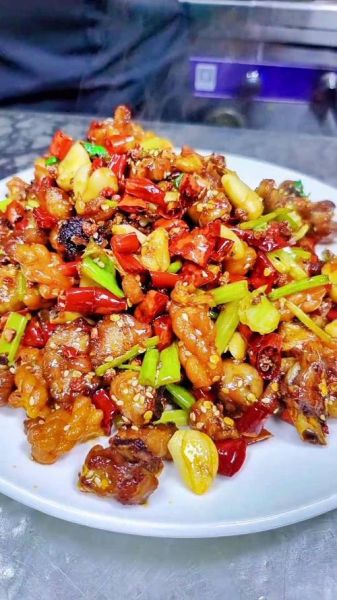 徐州辣子鸡怎么炒才正宗_家常做法窍门-第1张图片-山城妙识 徐州辣子鸡怎么炒才正宗_家常做法窍门-第1张图片-山城妙识