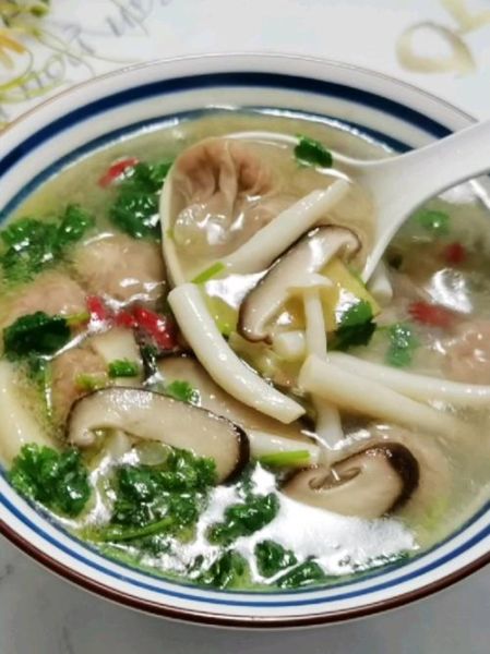 香菇和什么一起炖汤好喝_香菇煲汤最佳搭配-第3张图片-山城妙识