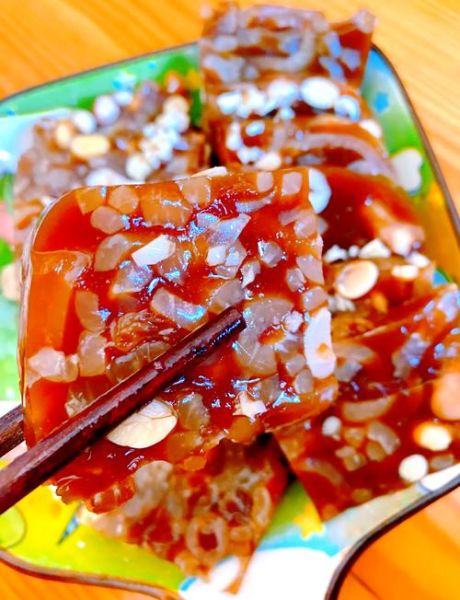 肉皮冻怎么做晶莹剔透_肉皮冻怎么做好吃-第1张图片-山城妙识 肉皮冻怎么做晶莹剔透_肉皮冻怎么做好吃-第1张图片-山城妙识