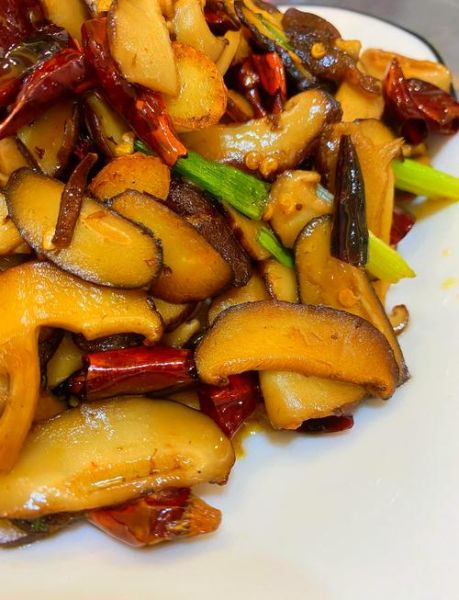 炒蘑菇放什么调料好吃_炒蘑菇怎么调味-第1张图片-山城妙识 炒蘑菇放什么调料好吃_炒蘑菇怎么调味-第1张图片-山城妙识