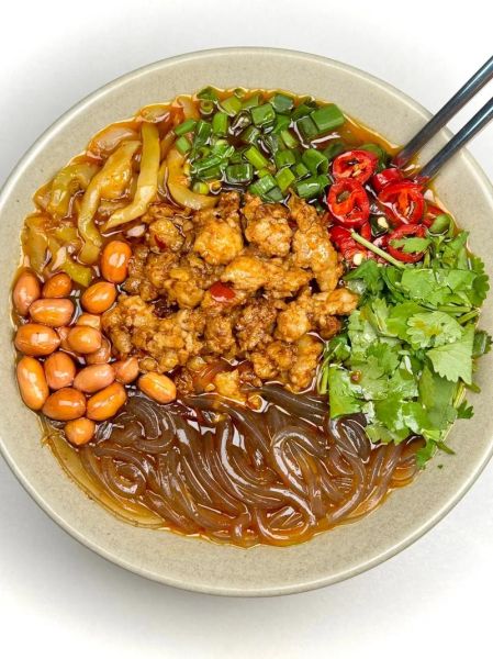 酸辣粉怎么做_酸辣粉家常做法-第1张图片-山城妙识 酸辣粉怎么做_酸辣粉家常做法-第1张图片-山城妙识