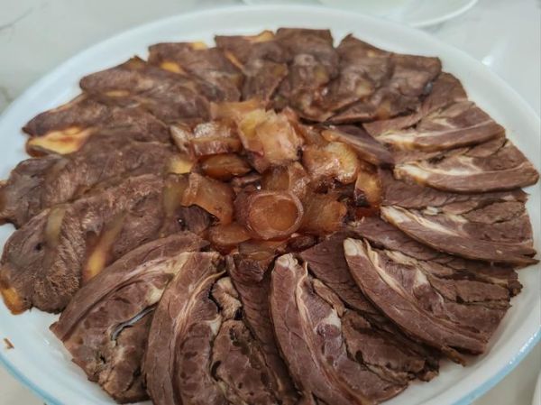 熟驴肉怎么做好吃_熟驴肉配什么菜最香-第2张图片-山城妙识 熟驴肉怎么做好吃_熟驴肉配什么菜最香-第2张图片-山城妙识