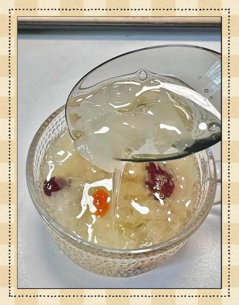银耳汤怎么做法窍门_银耳汤出胶技巧-第3张图片-山城妙识 银耳汤怎么做法窍门_银耳汤出胶技巧-第3张图片-山城妙识