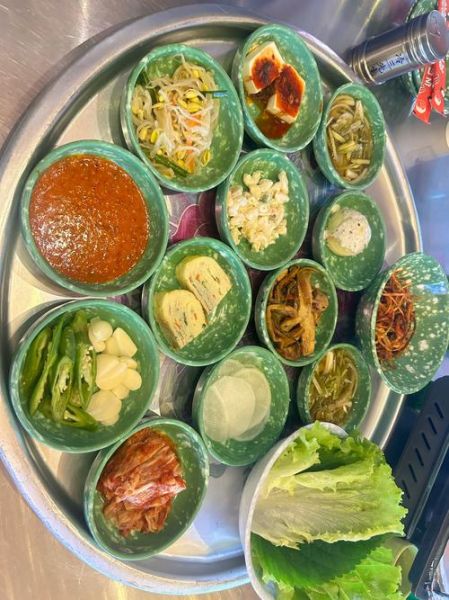 韩国烤肉配菜有哪些_烤肉店必点小菜推荐-第2张图片-山城妙识 韩国烤肉配菜有哪些_烤肉店必点小菜推荐-第2张图片-山城妙识