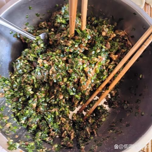 羊肉韭菜馅饺子怎么调馅好吃_羊肉韭菜饺子馅的做法窍门-第3张图片-山城妙识 羊肉韭菜馅饺子怎么调馅好吃_羊肉韭菜饺子馅的做法窍门-第3张图片-山城妙识
