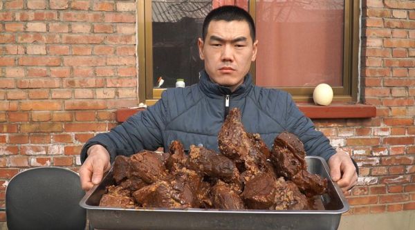 食味阿远是谁_食味阿远为什么火-第3张图片-山城妙识 食味阿远是谁_食味阿远为什么火-第3张图片-山城妙识