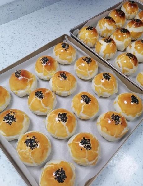 蛋黄饼干怎么做_烤箱温度和时间设置-第1张图片-山城妙识 蛋黄饼干怎么做_烤箱温度和时间设置-第1张图片-山城妙识