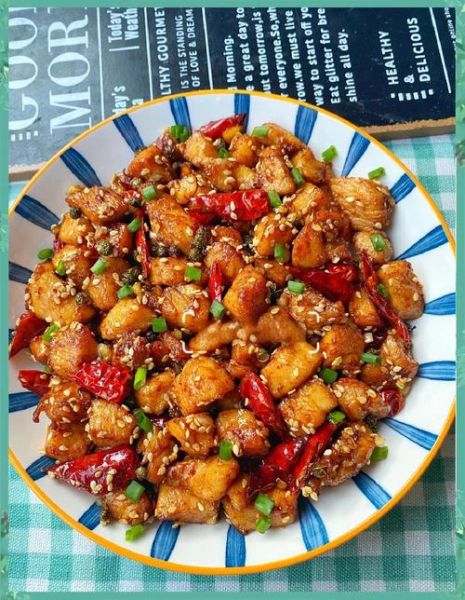 辣子鸡丁怎么做_辣子鸡丁的家常做法-第1张图片-山城妙识 辣子鸡丁怎么做_辣子鸡丁的家常做法-第1张图片-山城妙识