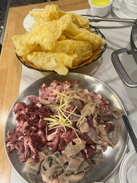 家庭牛肉火锅怎么做_牛肉火锅底料怎么选-第1张图片-山城妙识