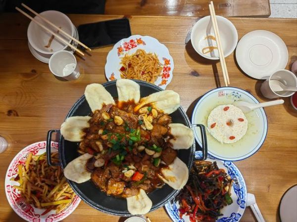 黄山名吃有哪些_黄山十大必吃小吃排行榜-第1张图片-山城妙识 黄山名吃有哪些_黄山十大必吃小吃排行榜-第1张图片-山城妙识