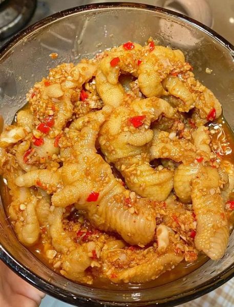 酸辣无骨鸡爪怎么做_酸辣无骨鸡爪做法窍门-第1张图片-山城妙识