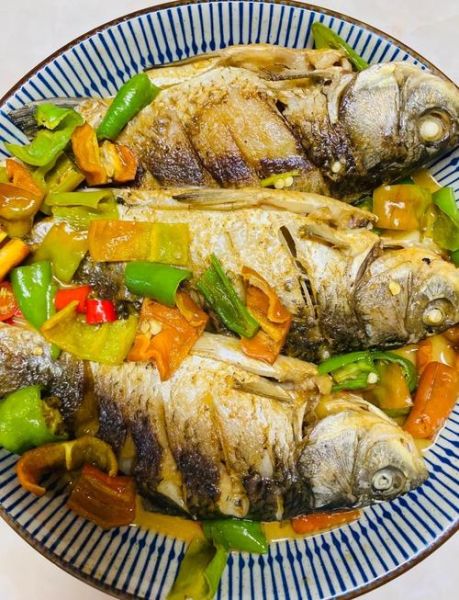 鲫鱼怎么做好吃_家常鲫鱼做法视频教程-第2张图片-山城妙识 鲫鱼怎么做好吃_家常鲫鱼做法视频教程-第2张图片-山城妙识