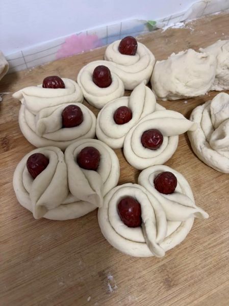 枣花馍馍的做法花样大全_枣花馍馍怎么做才松软-第3张图片-山城妙识 枣花馍馍的做法花样大全_枣花馍馍怎么做才松软-第3张图片-山城妙识