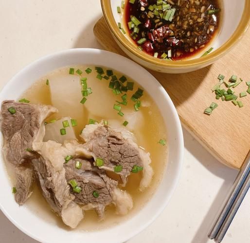 萝卜牛腩汤怎么炖才软烂_萝卜牛腩汤要不要焯水-第1张图片-山城妙识