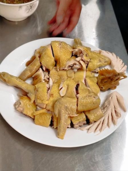 白斩鸡是什么菜系_白斩鸡怎么做才正宗-第2张图片-山城妙识