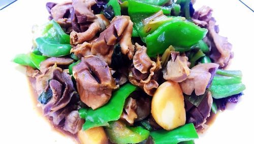 鸡胗炒青椒怎么做_鸡胗炒青椒需要焯水吗-第2张图片-山城妙识