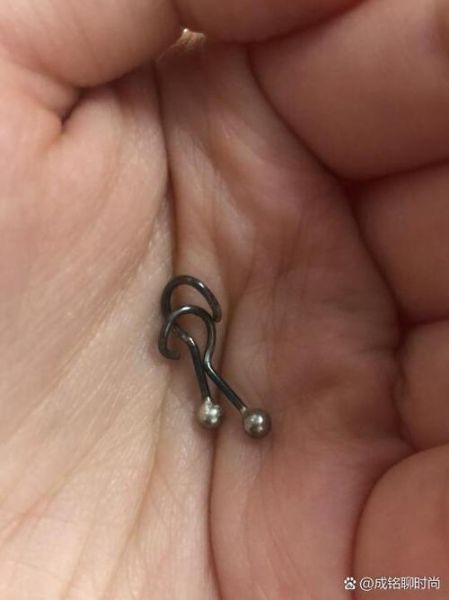 银耳环变黑怎么办_银耳环氧化怎么清洗-第3张图片-山城妙识