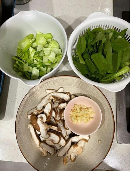 香菇青菜的营养价值_香菇青菜吃了有什么好处-第3张图片-山城妙识 香菇青菜的营养价值_香菇青菜吃了有什么好处-第3张图片-山城妙识