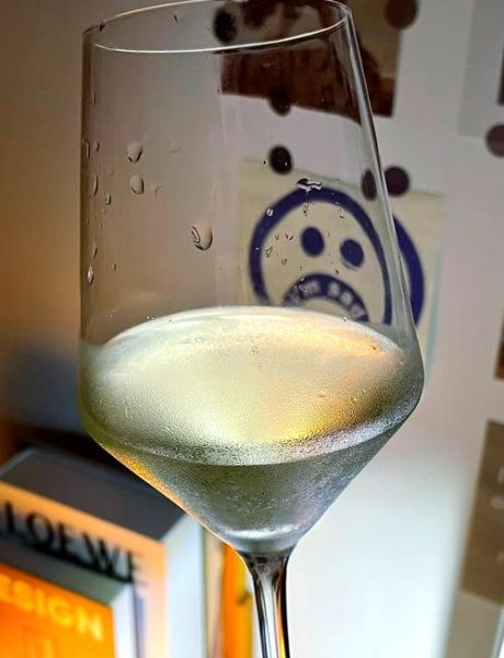 雷司令白葡萄酒口感怎么样_如何挑选雷司令白葡萄酒-第2张图片-山城妙识 雷司令白葡萄酒口感怎么样_如何挑选雷司令白葡萄酒-第2张图片-山城妙识