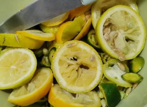 金桔柠檬汁怎么做_金桔柠檬汁比例是多少-第1张图片-山城妙识 金桔柠檬汁怎么做_金桔柠檬汁比例是多少-第1张图片-山城妙识