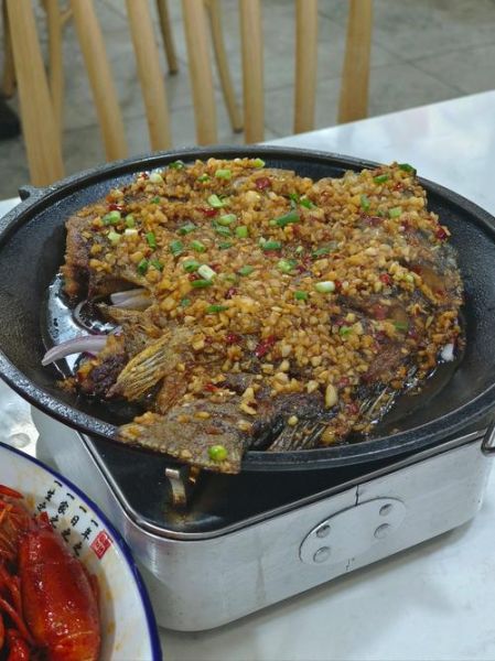 铁板鲫鱼怎么做_铁板鲫鱼配料有哪些-第2张图片-山城妙识 铁板鲫鱼怎么做_铁板鲫鱼配料有哪些-第2张图片-山城妙识