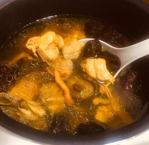 电压力锅炖鸡用哪个功能_电压力锅炖鸡选什么模式-第2张图片-山城妙识 电压力锅炖鸡用哪个功能_电压力锅炖鸡选什么模式-第2张图片-山城妙识