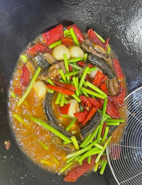 红烧鳝鱼怎么烧好吃_正宗红烧鳝鱼窍门-第3张图片-山城妙识 红烧鳝鱼怎么烧好吃_正宗红烧鳝鱼窍门-第3张图片-山城妙识